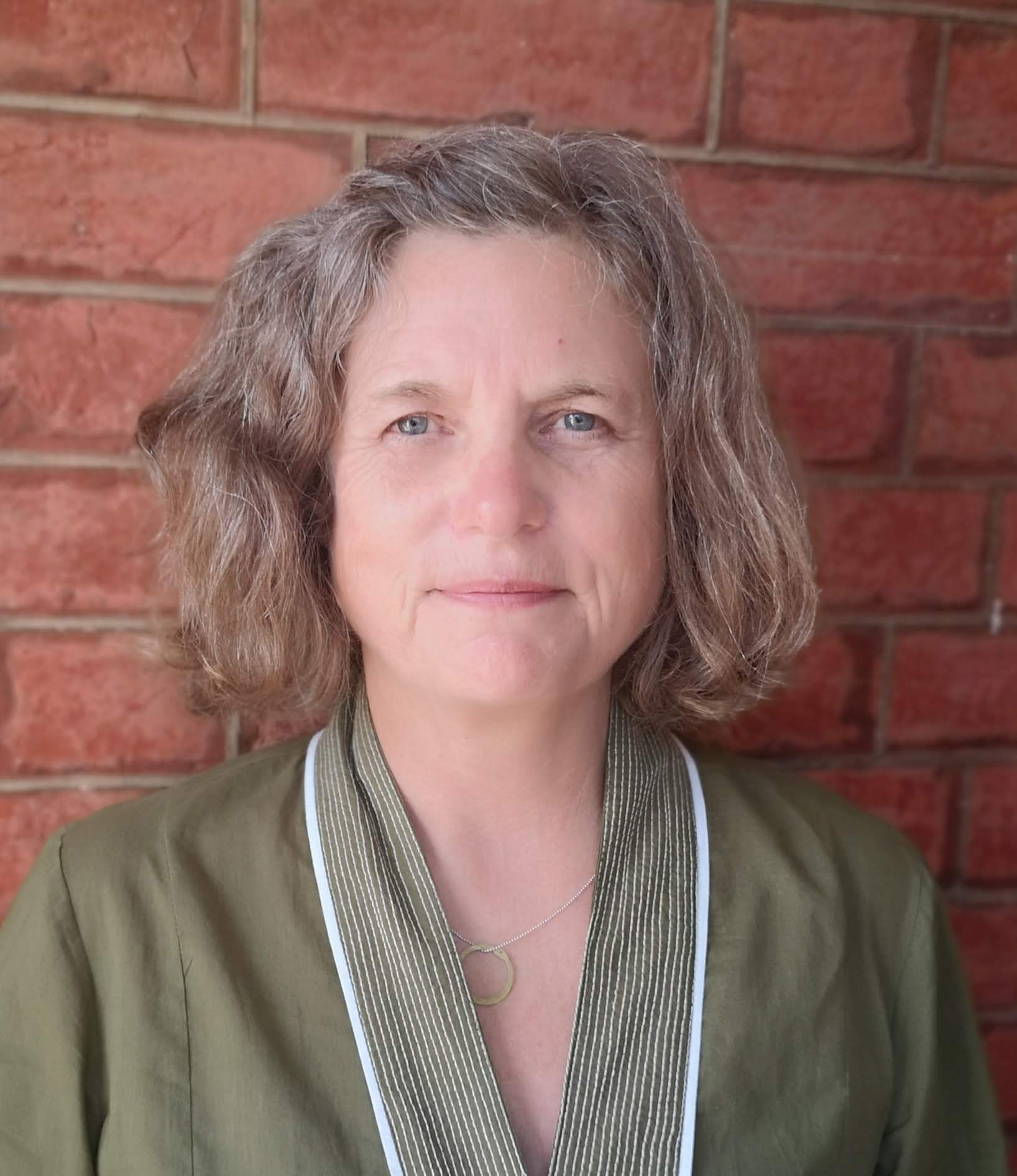 About Me – Lisa Finch